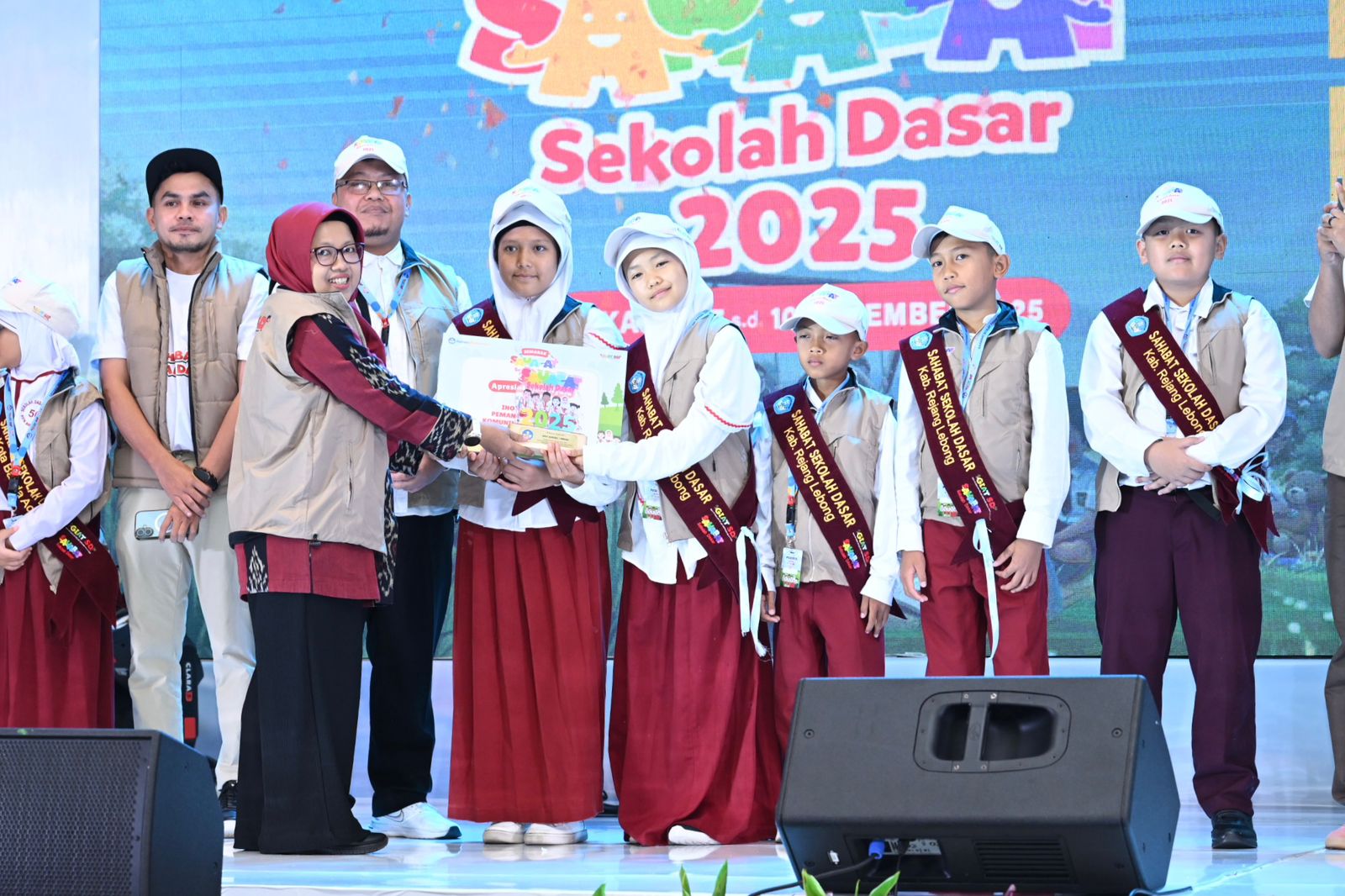 Berita: Puncak Apresiasi Semarak Sahabat SD Hadirkan Kisah Inspiratif ...